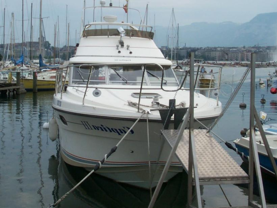 1991 Marine Projects Princess 35 Fly, CHF 50,000