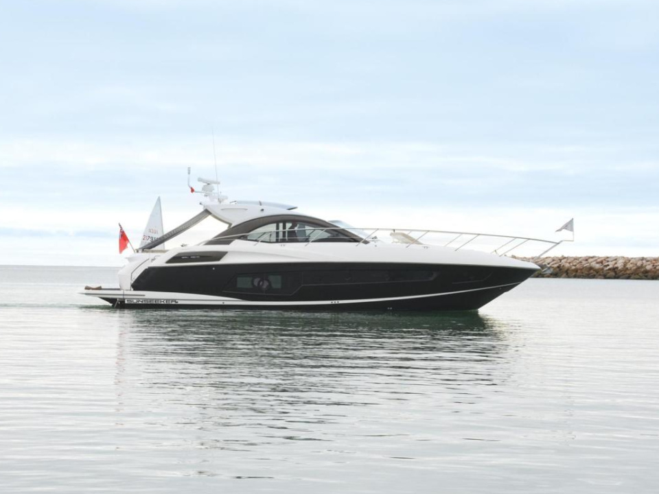 Sunseeker San Remo 485, £ 550.000,-