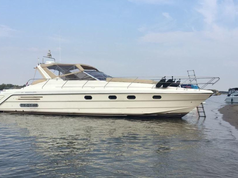 1990 Princess 46 Riviera, Under Offer