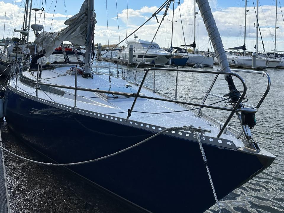 1989 Hero 101, 27 500