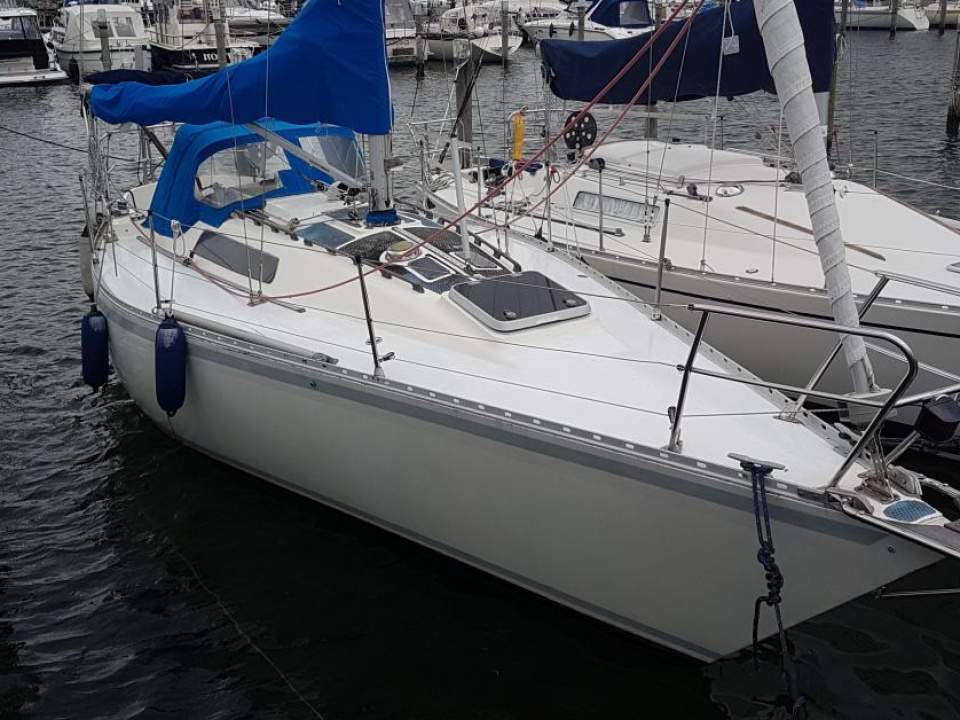 1977 Colvic Craft Ltd UFO 31, SEK 130.000,-