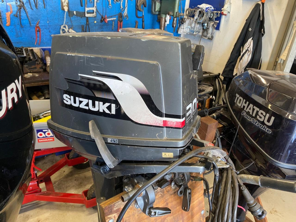 1990 Suzuki DT30, DKK 12.000,-