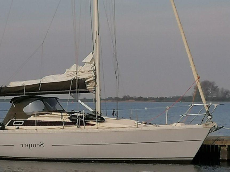 1985 Jeanneau Sun Rise 34, EUR 34.000,-