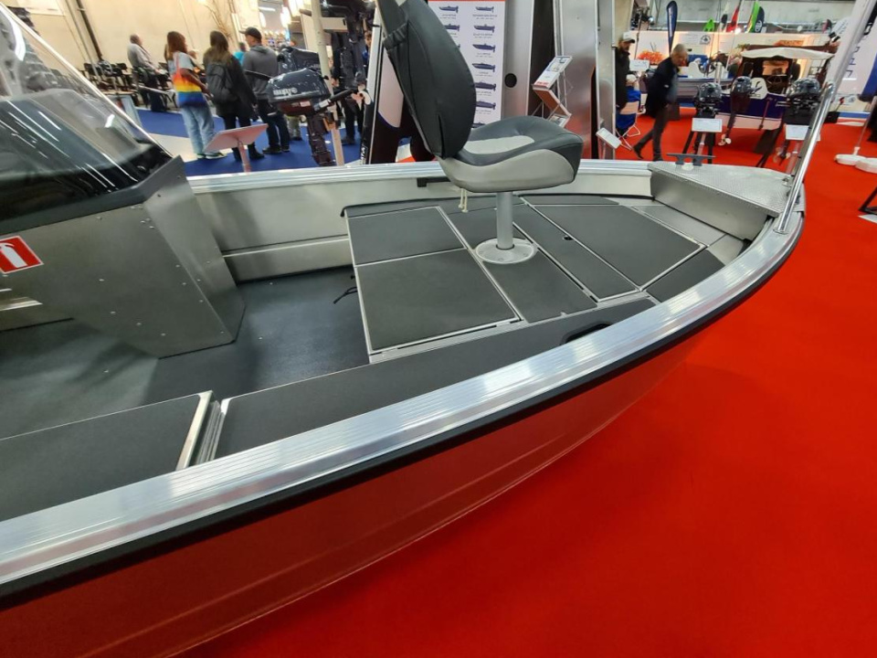 Buster M1 Fishing Edition zu verkaufen