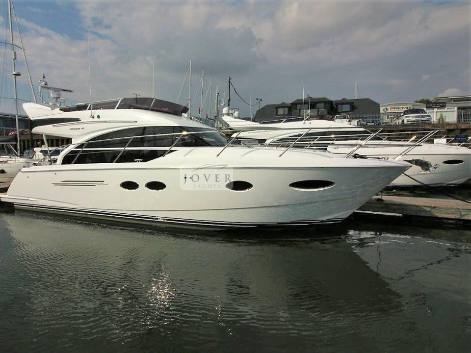 2018 Princess P43, £ 599.000,-