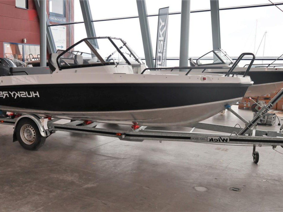 2021 Finnmaster Husky R5, EUR 37.990,-