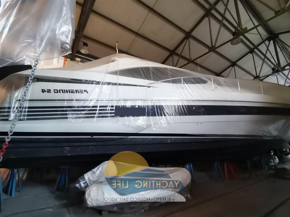 2001 Pershing 54', EUR 265 000