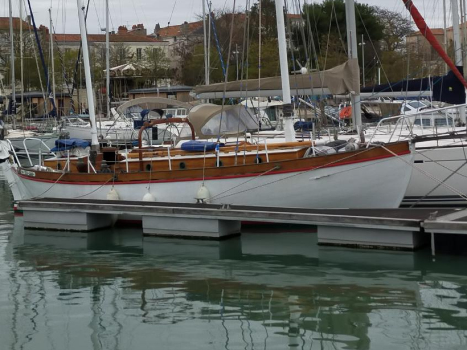 1971 Chantier Naval Pfister Carol Ketch, EUR 55,000