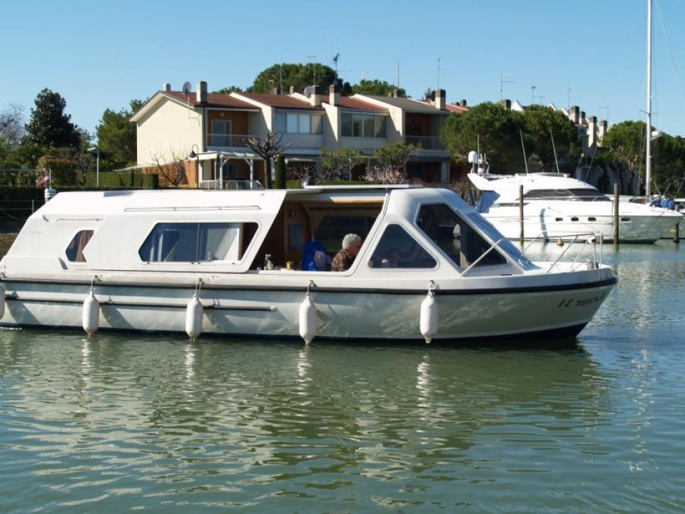 2010 Alpha 31 Alpha Craft Brundall, EUR 57.000,-