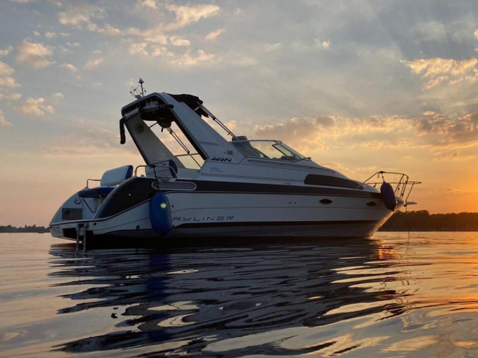1991 Bayliner 2755 Sunbride, EUR 22 900,-