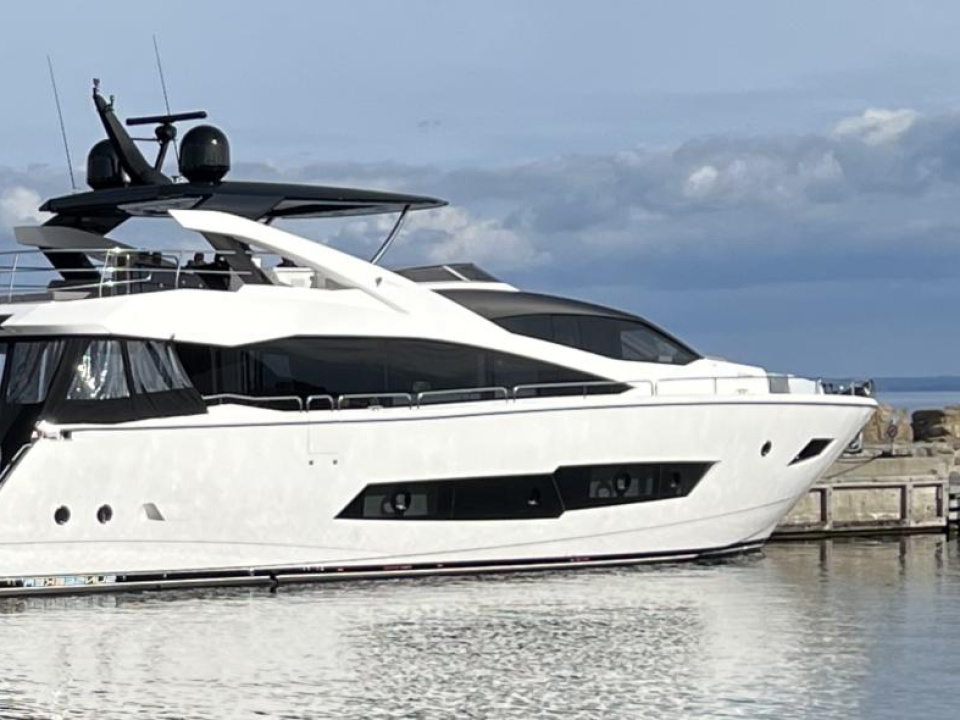 2018 Sunseeker 86, EUR 4.950.000,-