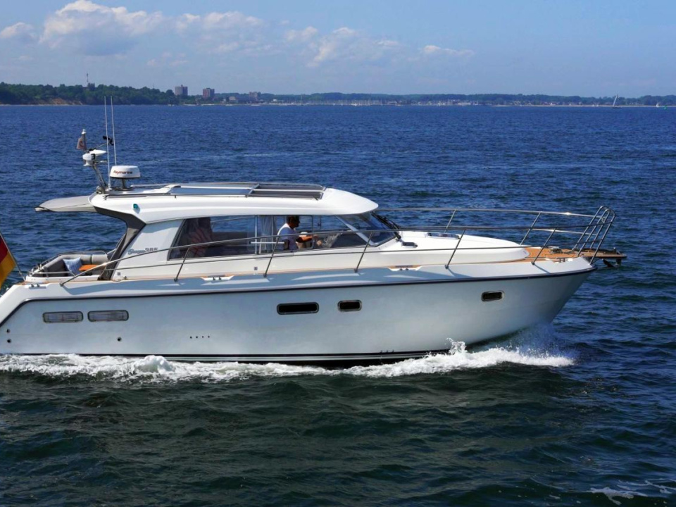 Saga Motorboote gebraucht suchen und kaufen