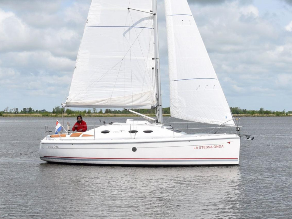 2006 Etap 28S, EUR 54.000,-