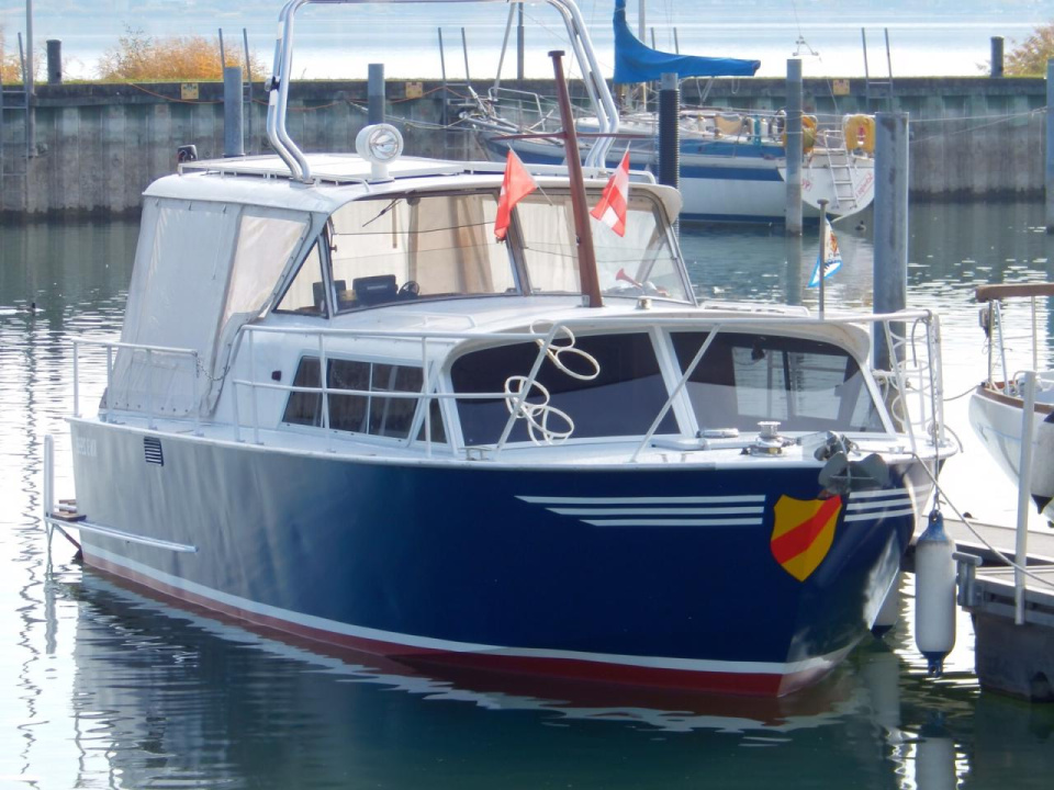 Eista Artur Nova, EUR 24.900,-