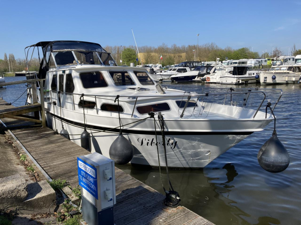 1994 kajuitboot, EUR 60.000,-