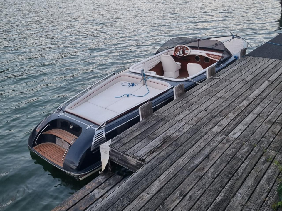 Elektroboot kaufen bei Boat24: Entdecken Sie eine große Auswahl an ...