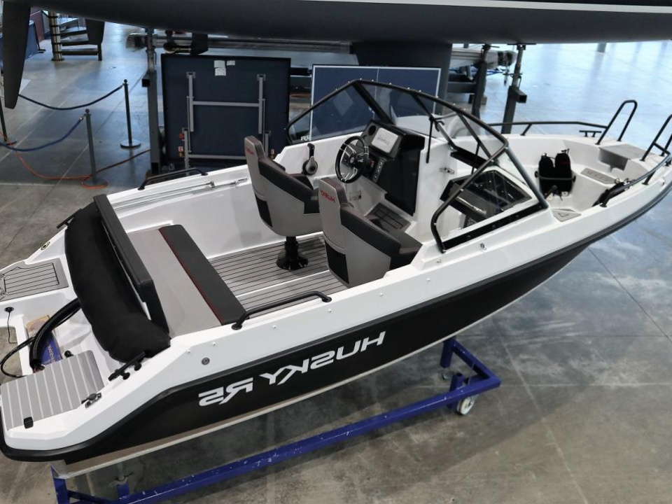 2022 Finnmaster Husky R5, EUR 41.190,-