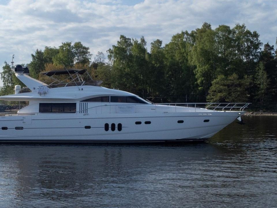 2004 Princess 23M, EUR 950,000