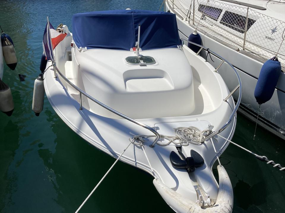 2001 Quicksilver Walkaround 630, EUR 13.000,-