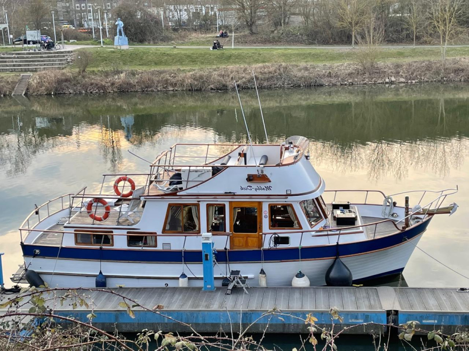 1979 Taiwan Trawler 37, EUR 50.000,-