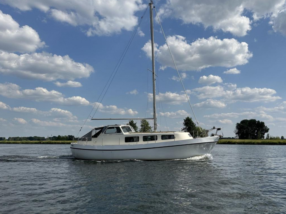 1975 Finnclipper 35, EUR 17,000