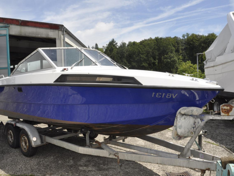 Nidelv Motorboote
