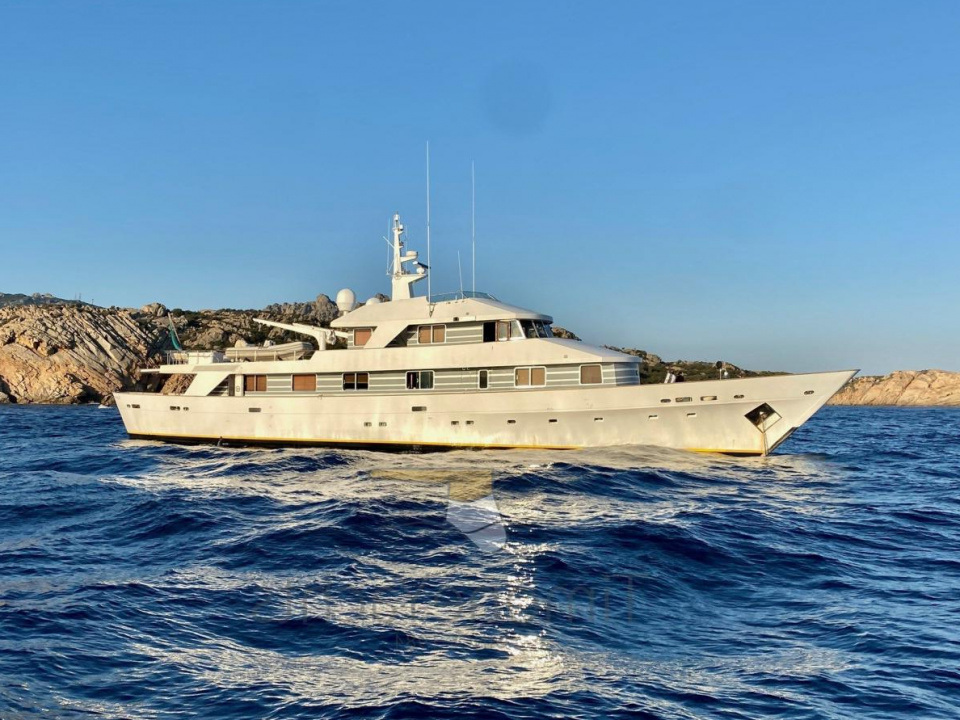 1974 Camper & Nicholson 40 mt steel/aluminium, EUR 2,150,000