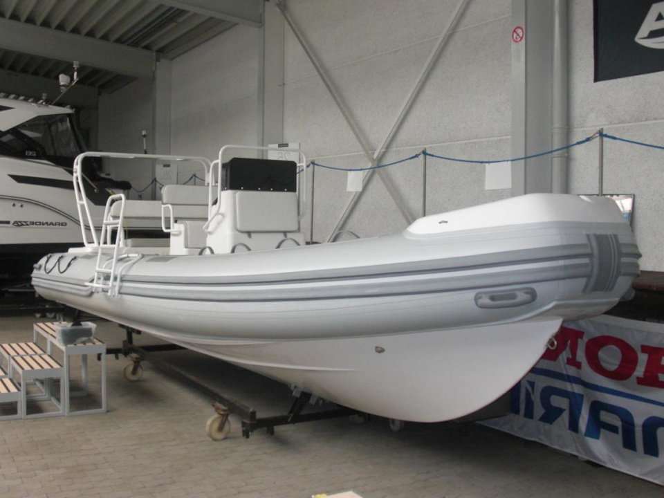 Caribe UB-24 SC, EUR 29.900,-