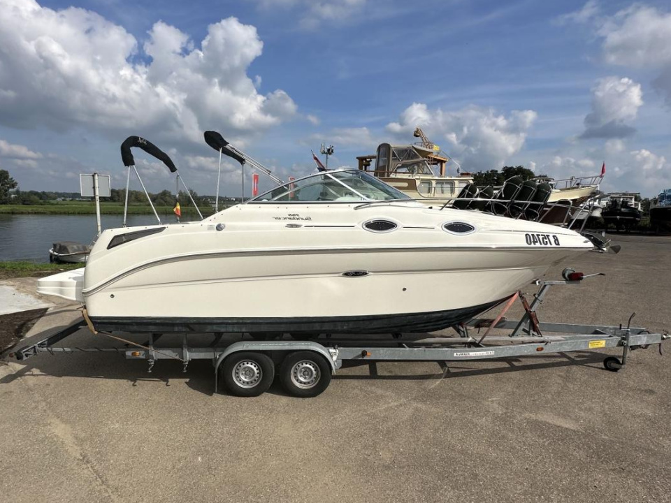 2011 Sea Ray 255 Sundancer DAE, EUR 68.000,-