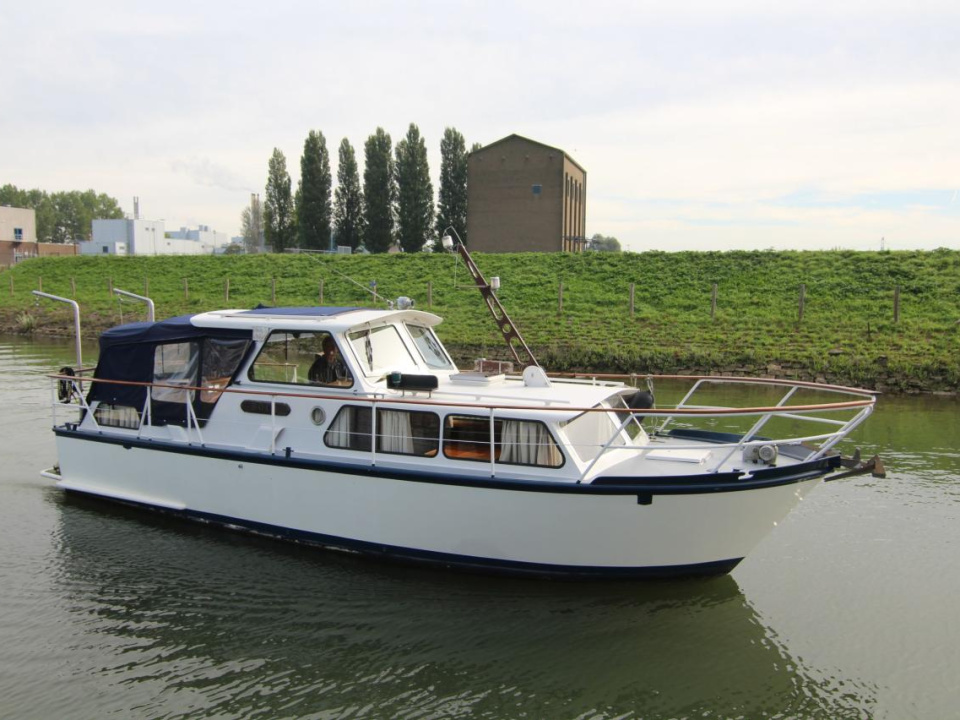 1975 Tjeukemeer Kruiser 960 AK, EUR 21.950,-