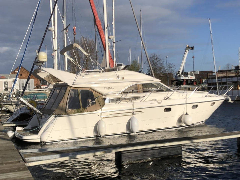 1999 Princess 430 Flybridge, EUR 157.500,-