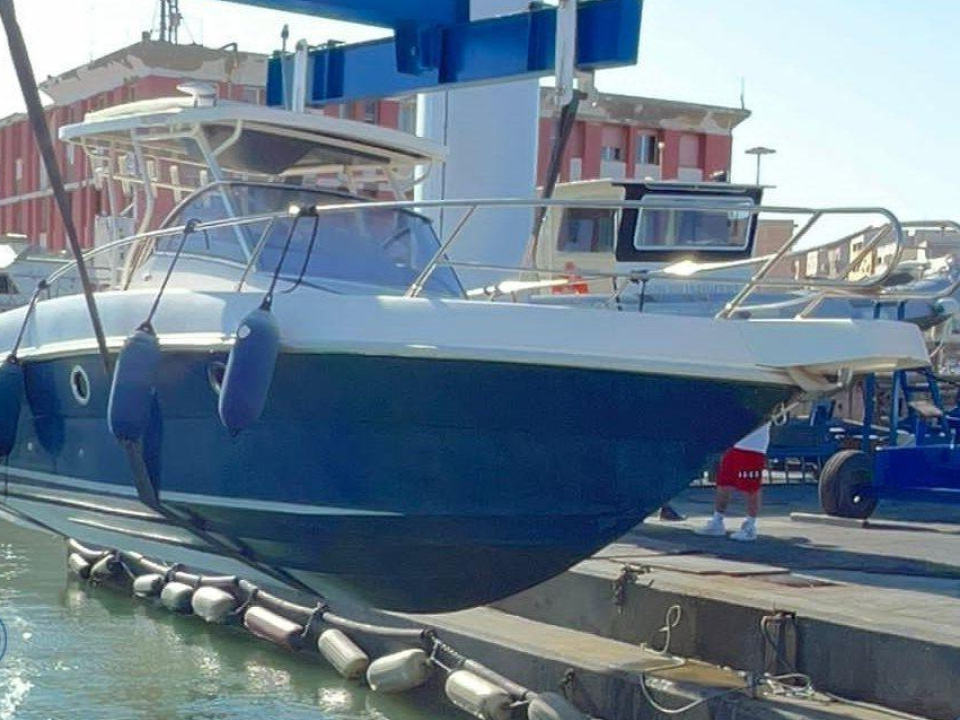 2007 Capelli Cap 32 WA te koop