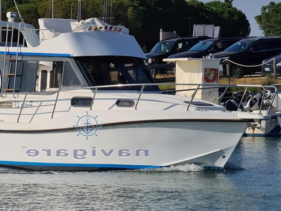 1998 Ala Blu Proteo 28 flying bridge, EUR 49.000,-