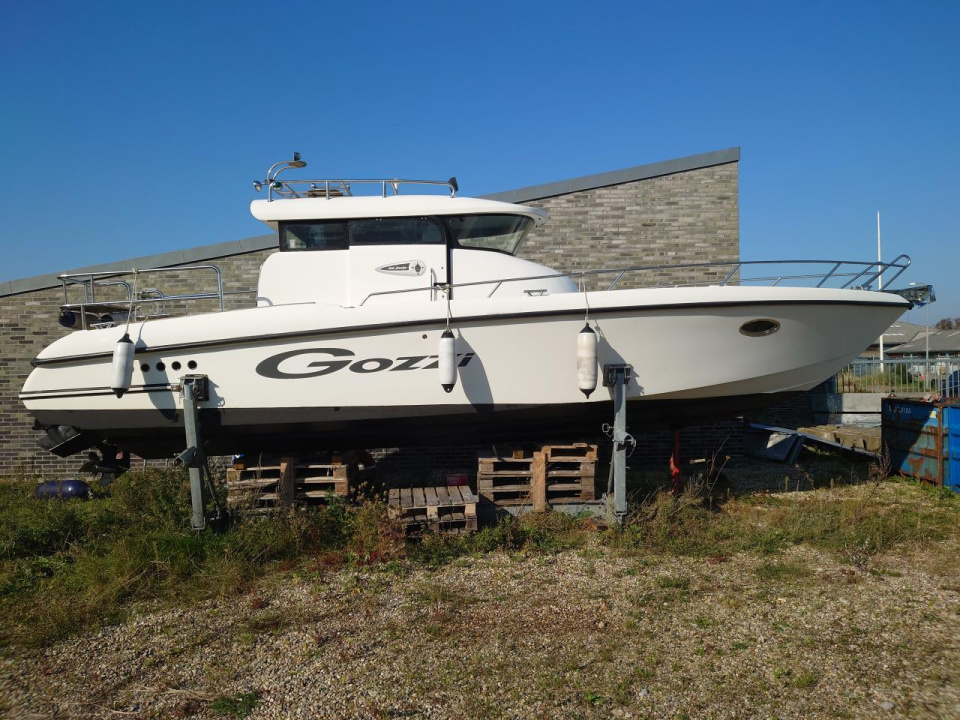 2004 Goldfish Gozzi 29 Jeep, EUR 36.000,-