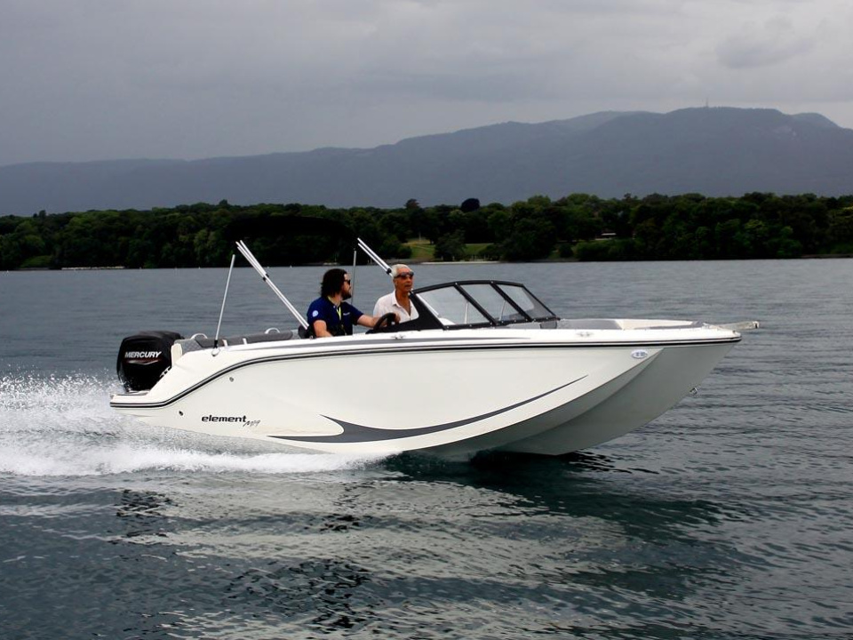 2024 Bayliner M19, 44 900
