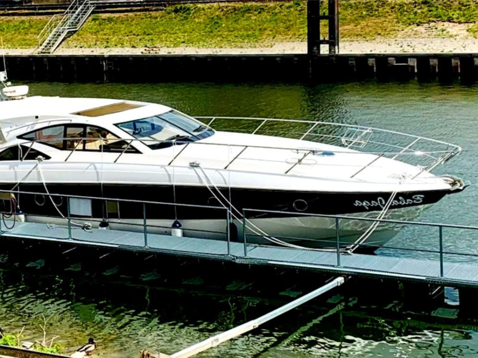 2013 Windy 45 Chinook, EUR 389,000