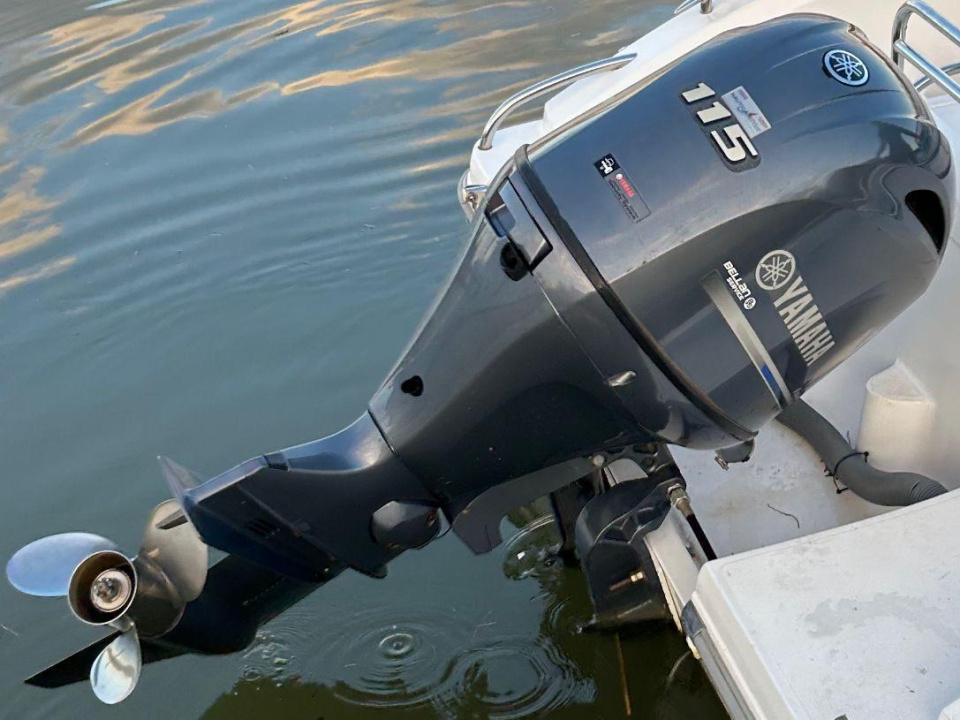 2016 Yamaha 115HP, 9 000