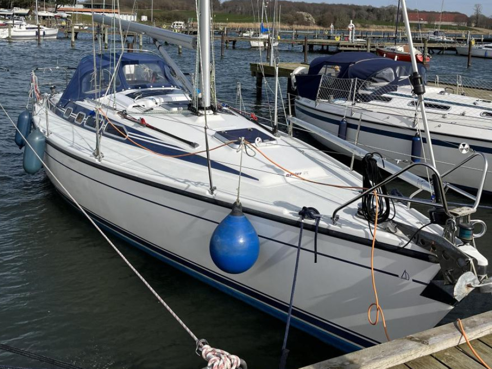 1997 Dehler 35 CR Dehler 35 CR - Yanmar 3GM30, DKK 450.000,-