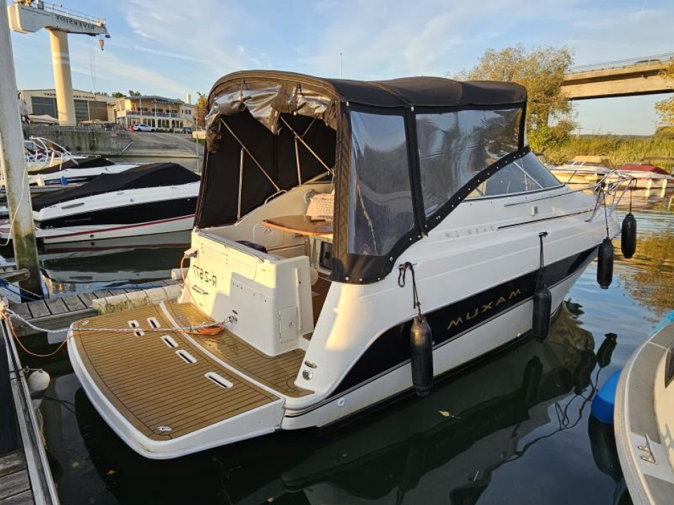 1999 Maxum 2400 SCR, EUR 39.500,-