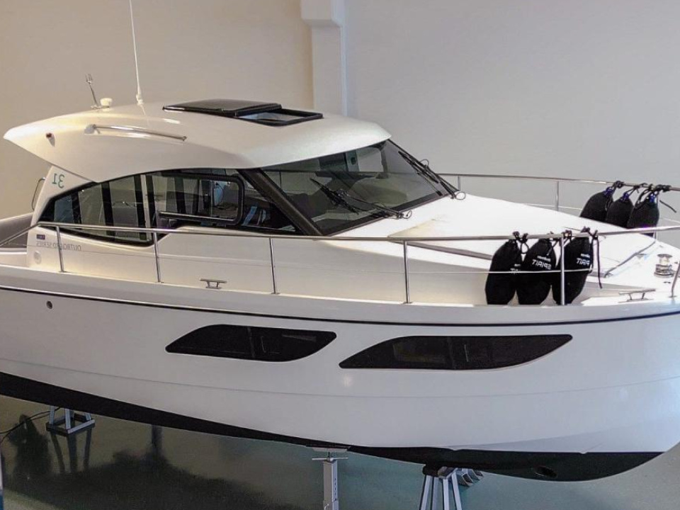 2023 Rodman SPIRIT 31 HARD TOP, EUR 189.000,-
