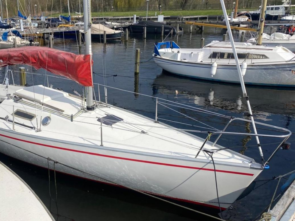 1985 Bénéteau First Class 8, EUR 6.500,-