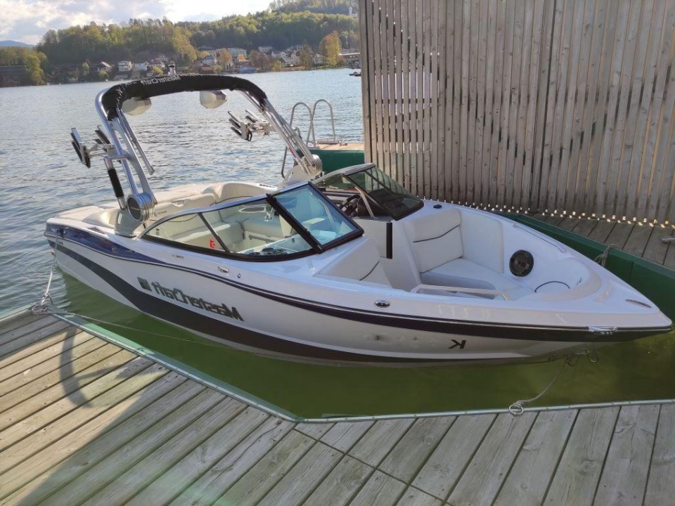 2018 MasterCraft XT21 ELECTRIC HIGH POWER zu verkaufen