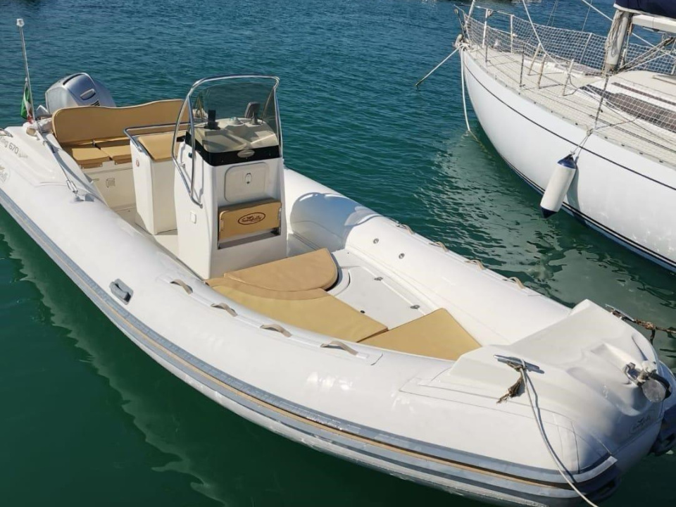 2010 Nuova Jolly KING 670 EXCLUSIVE, EUR 29.000,-