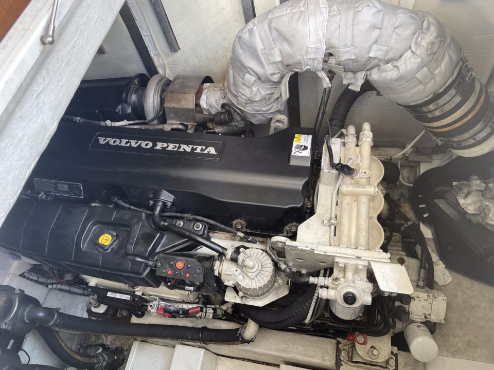 2011 Volvo Penta D11A-C MP de 670 cv, 2300 tr, EUR 19.500,-