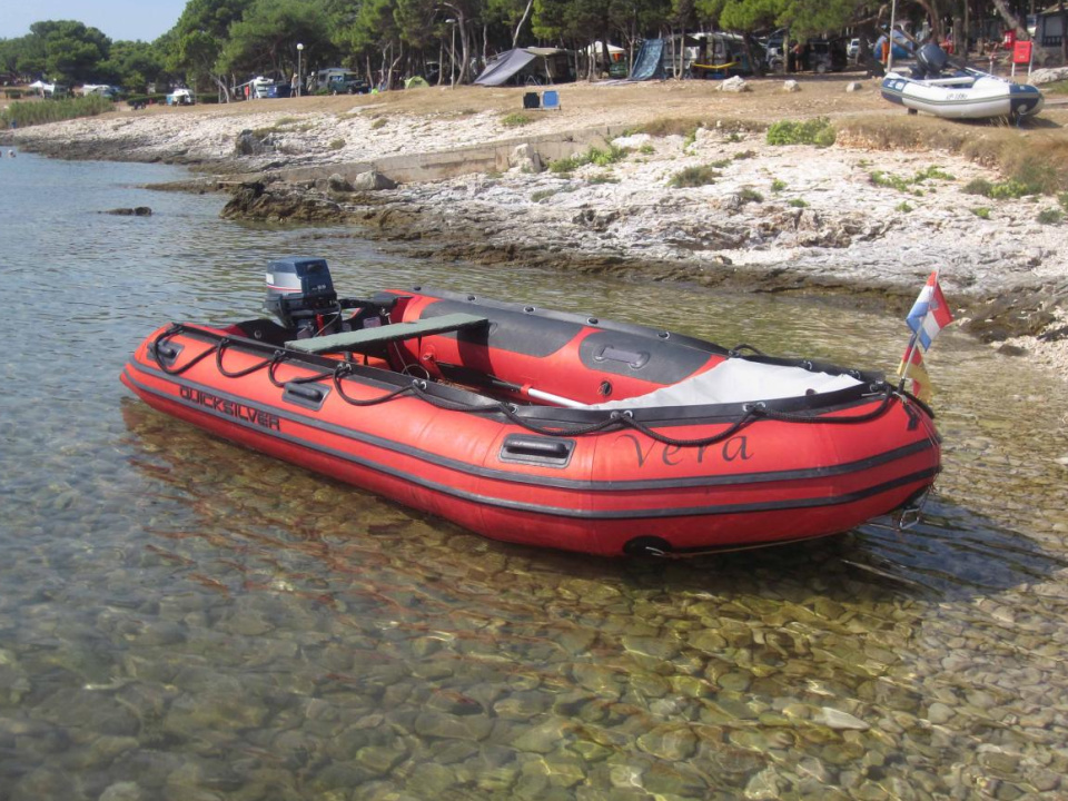 2008 Quicksilver 380, 1 200 EUR