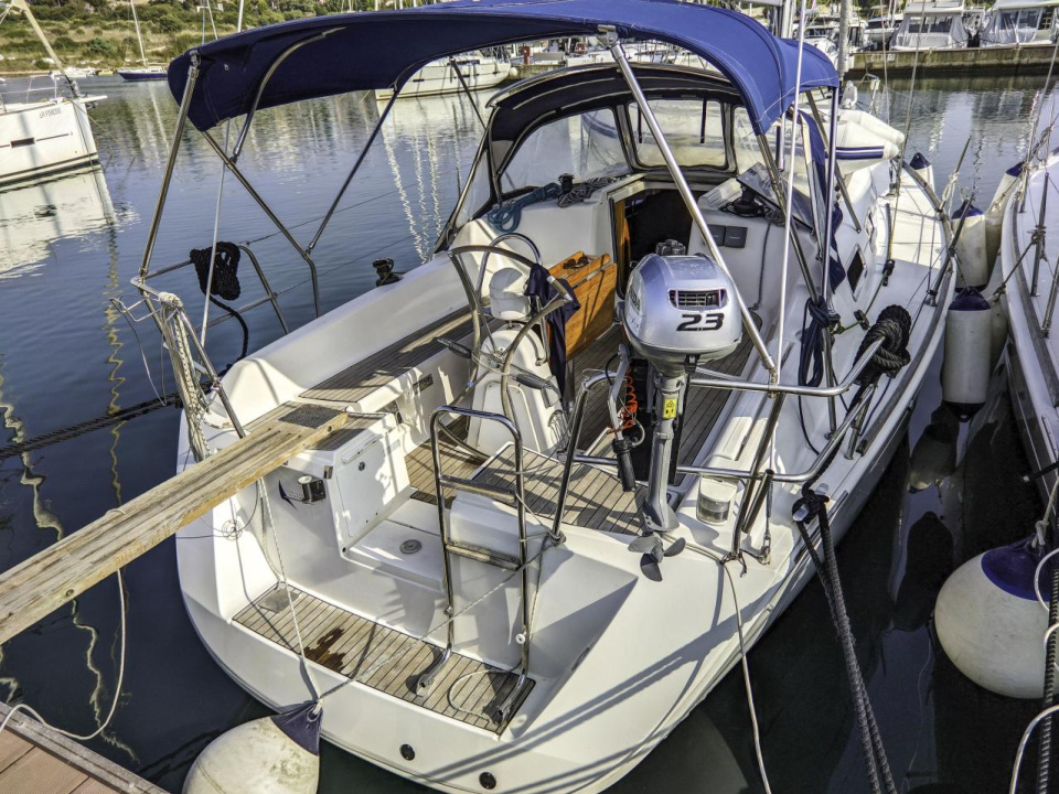 2006 Dufour 325 Grand Large, EUR 49.000,-