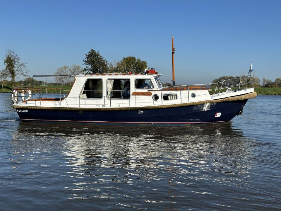 1979 Delta Powerboats Vlet 980, EUR 36.500,-