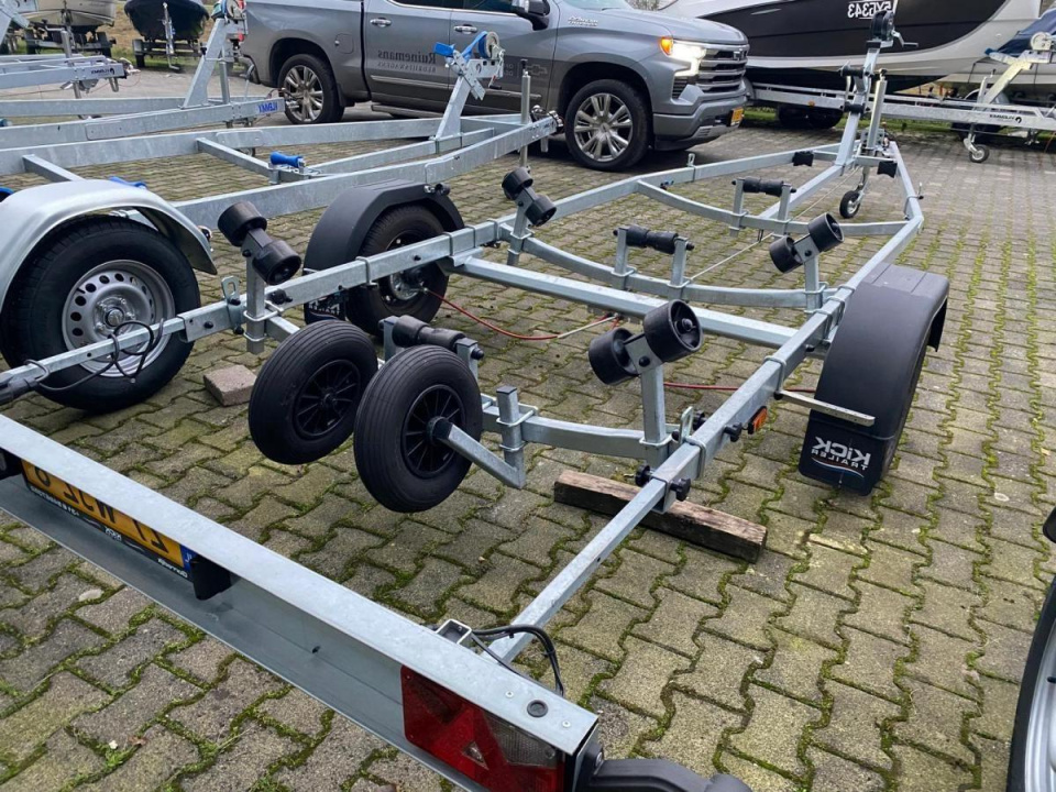 2023 Thomas Trailer Kick 1000 KG, EUR 2.250,-