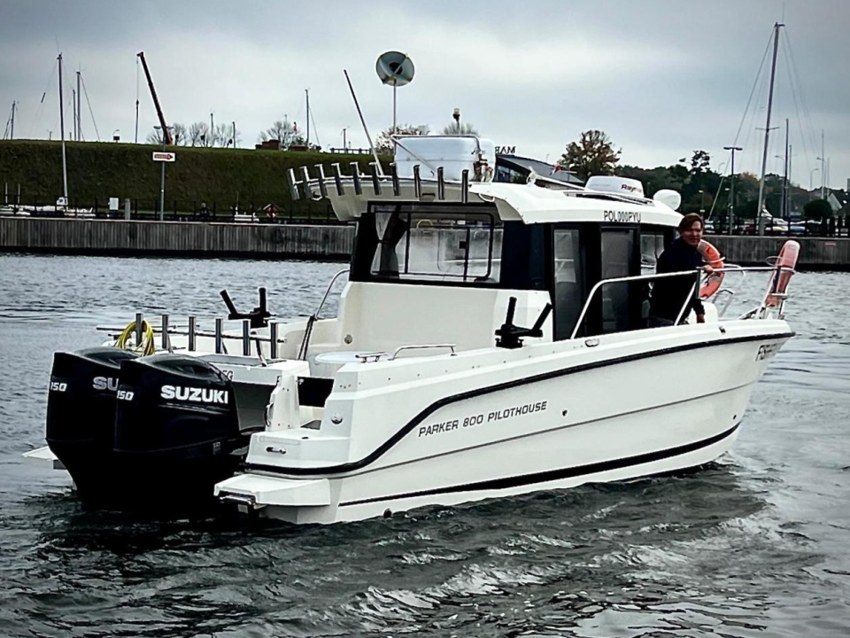 2019 Parker 800 Pilothouse, EUR 81.000,-