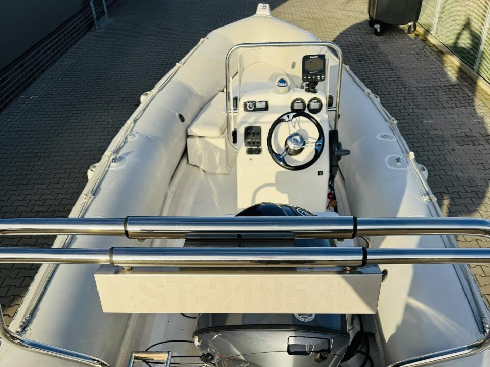 2002 Bombard Explorer 580, EUR 12.690,-